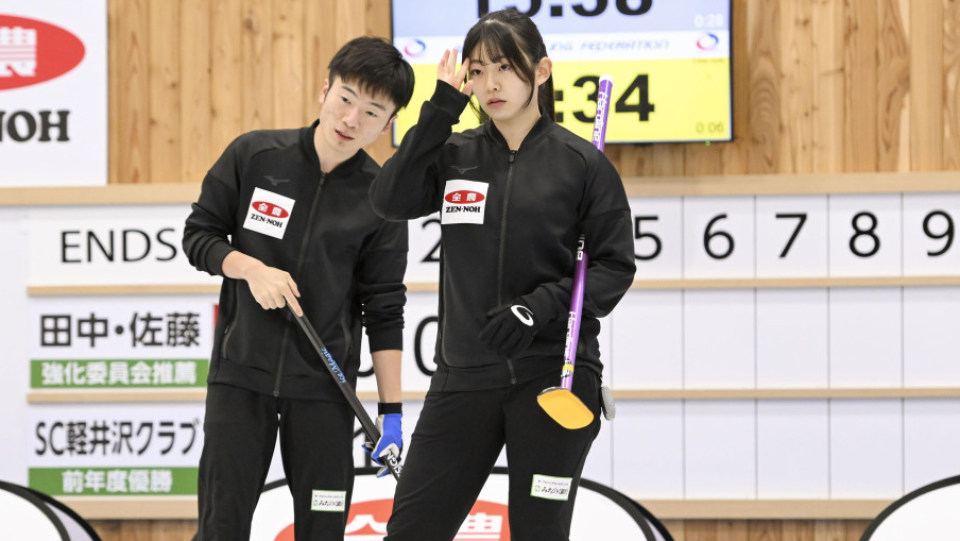 Curling: Teenage pair generates buzz with mixed doubles upsets