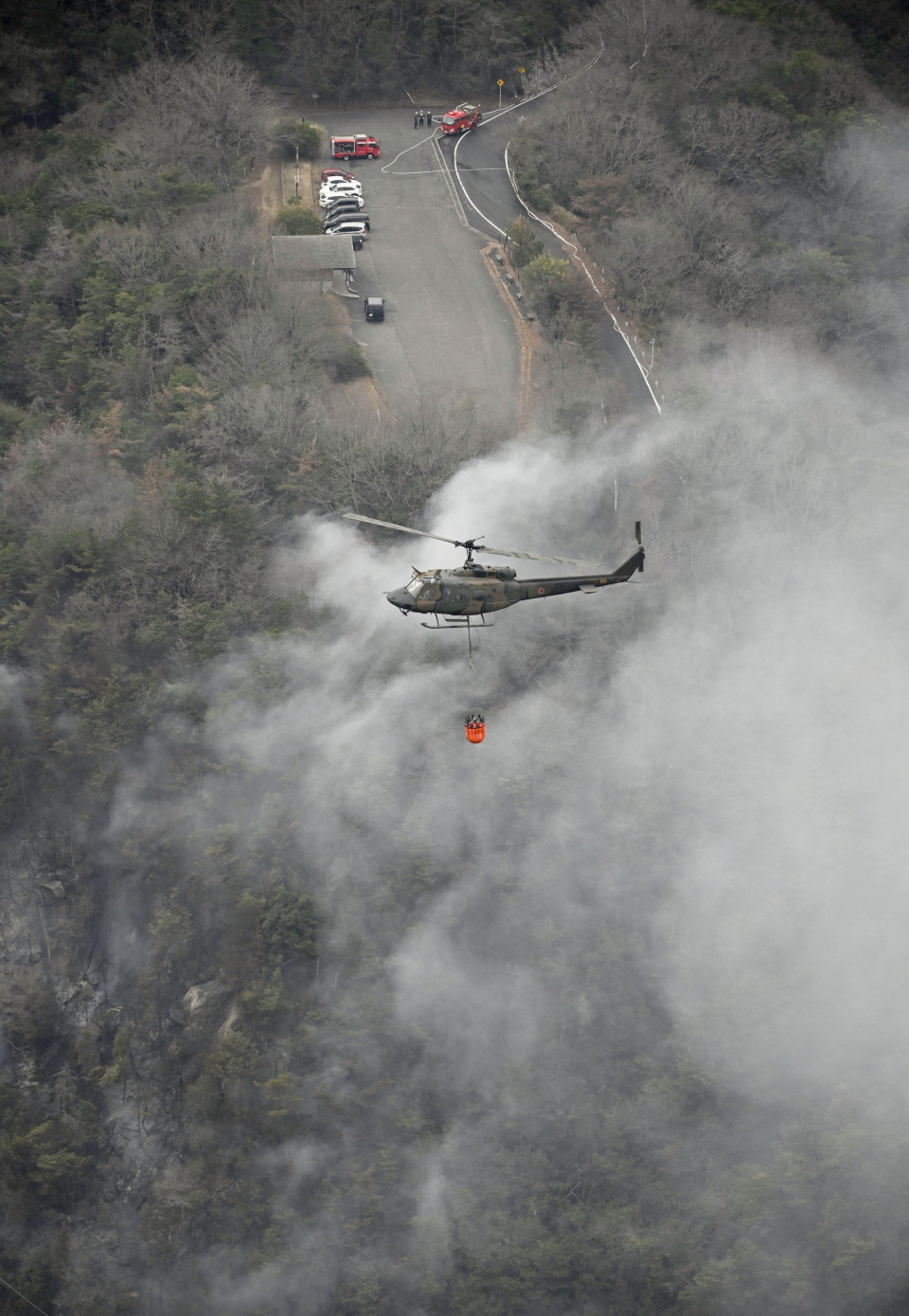 Wildfires spread in western Japan, SDF joins firefighting efforts