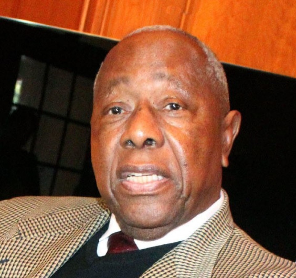 U.S. baseball legend Hank Aaron dies at 86