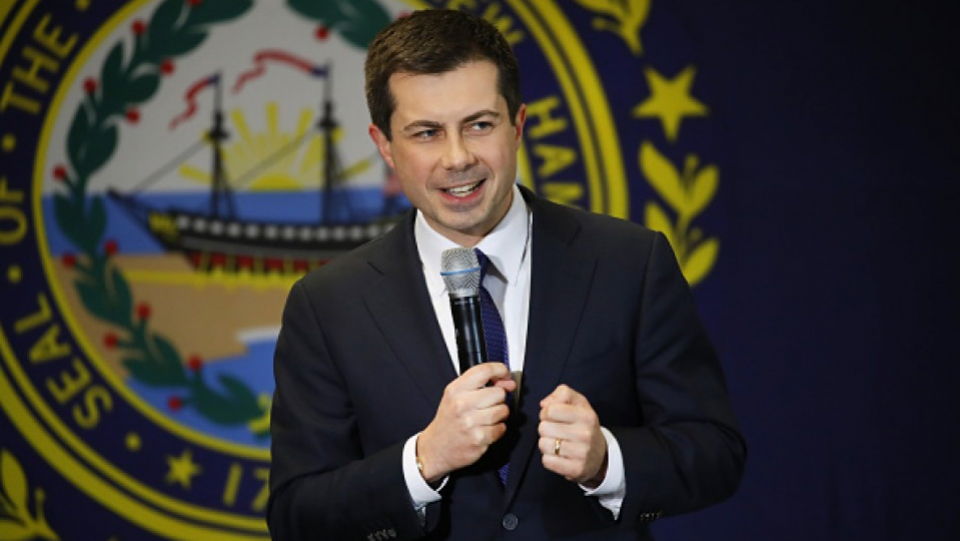 Ex-mayor Buttigieg leads in 1st Democratic presidential race in 2020