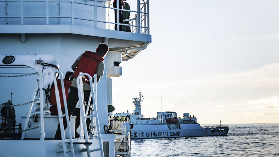 Philippines Condemns China Actions After South China Sea Confrontations