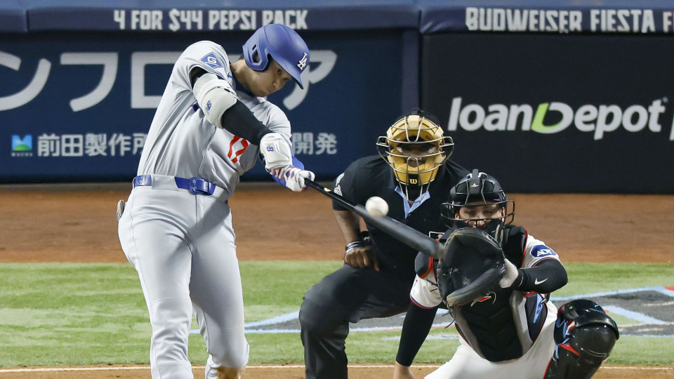 Baseball: Ohtani hits two-run homer in Dodgers' win in Miami