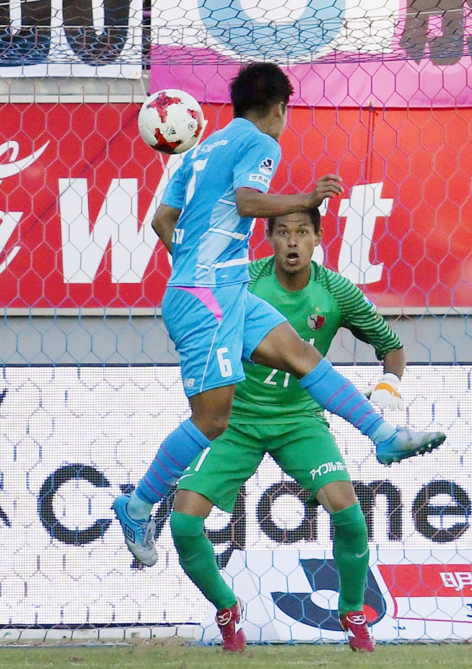 Soccer: Fukuta on target as Tosu stun leaders Kashima