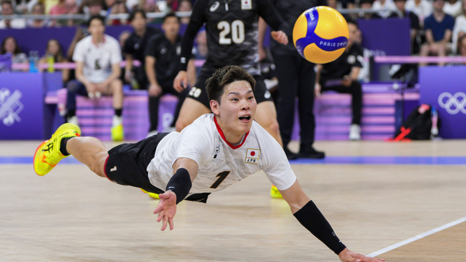 Olympics: Japan reaches men's volleyball last 8 despite loss to U.S.