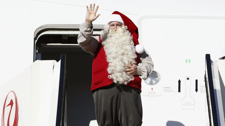 Santa Claus touches down in Japan ahead of Christmas